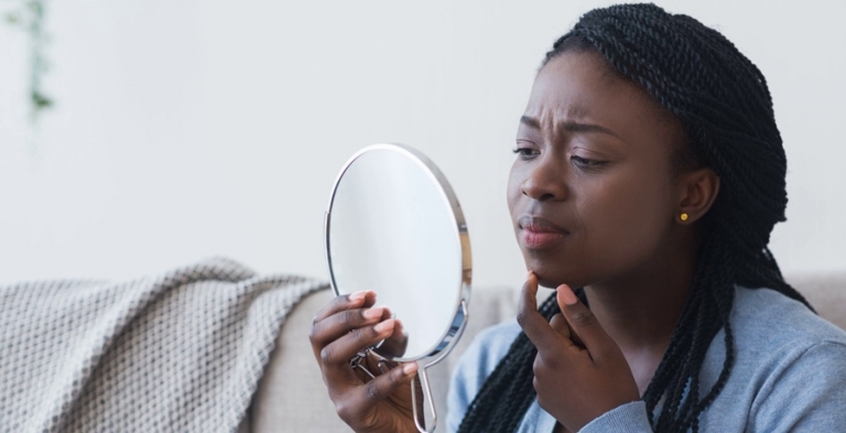 Come Eliminare In Modo Rapido I Peli Superflui Sotto Il Mento